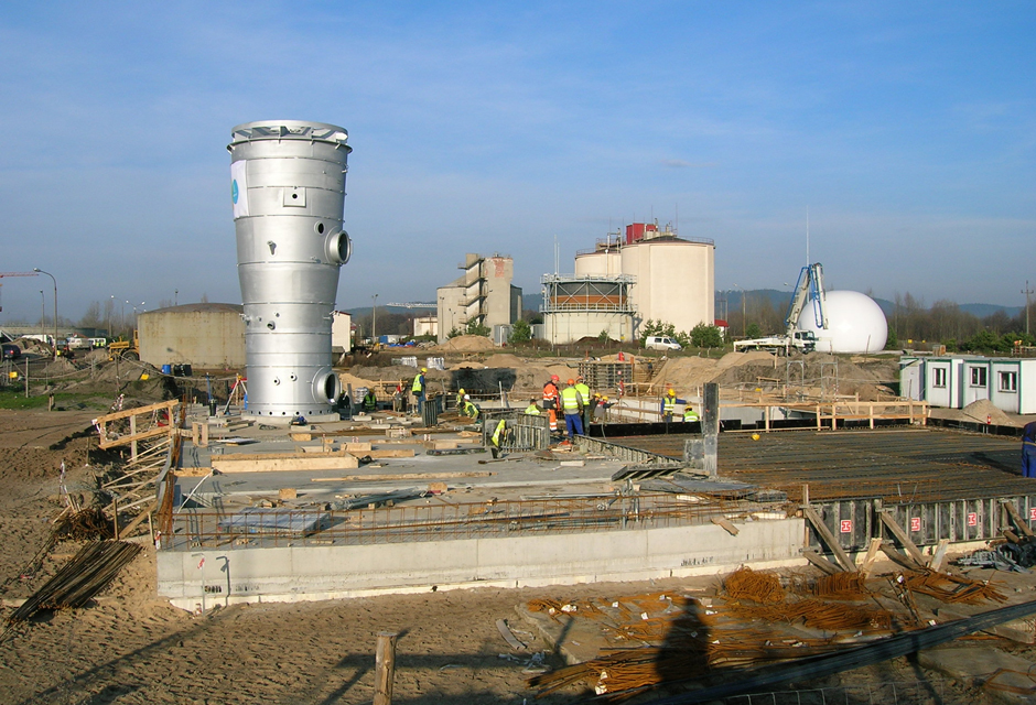 stage sludge incineration process: Pre-Drying + Incineration ...